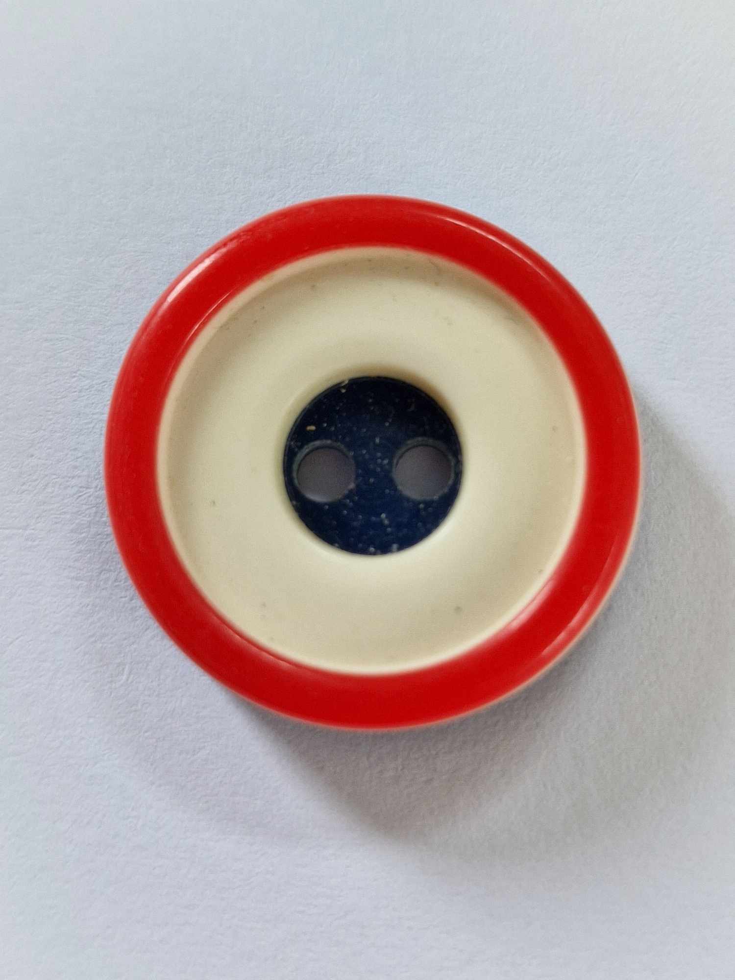 1950s 2 Hole Bulls-eye style Button - The Button Queen