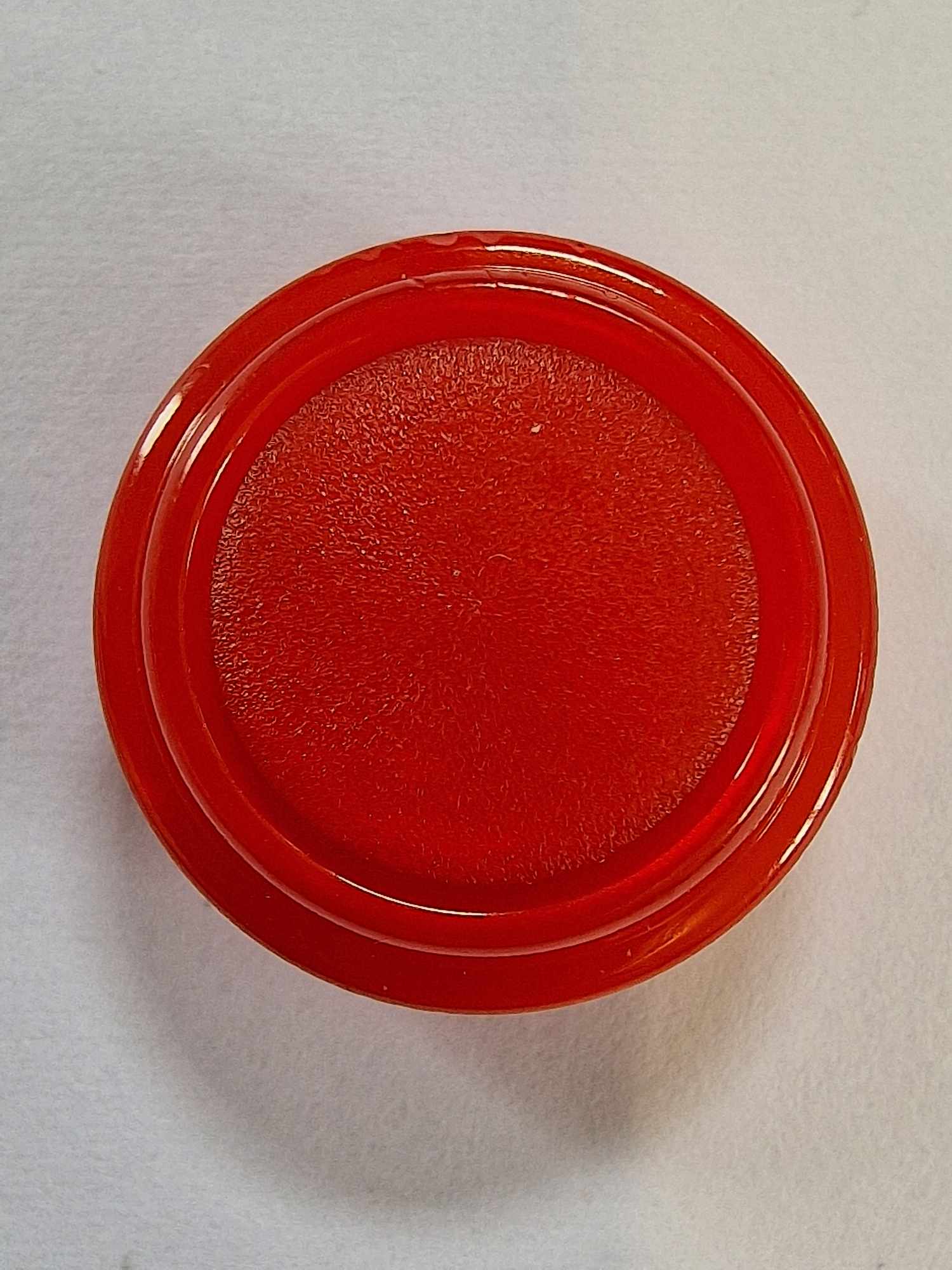 Red 2 Rim Button - The Button Queen